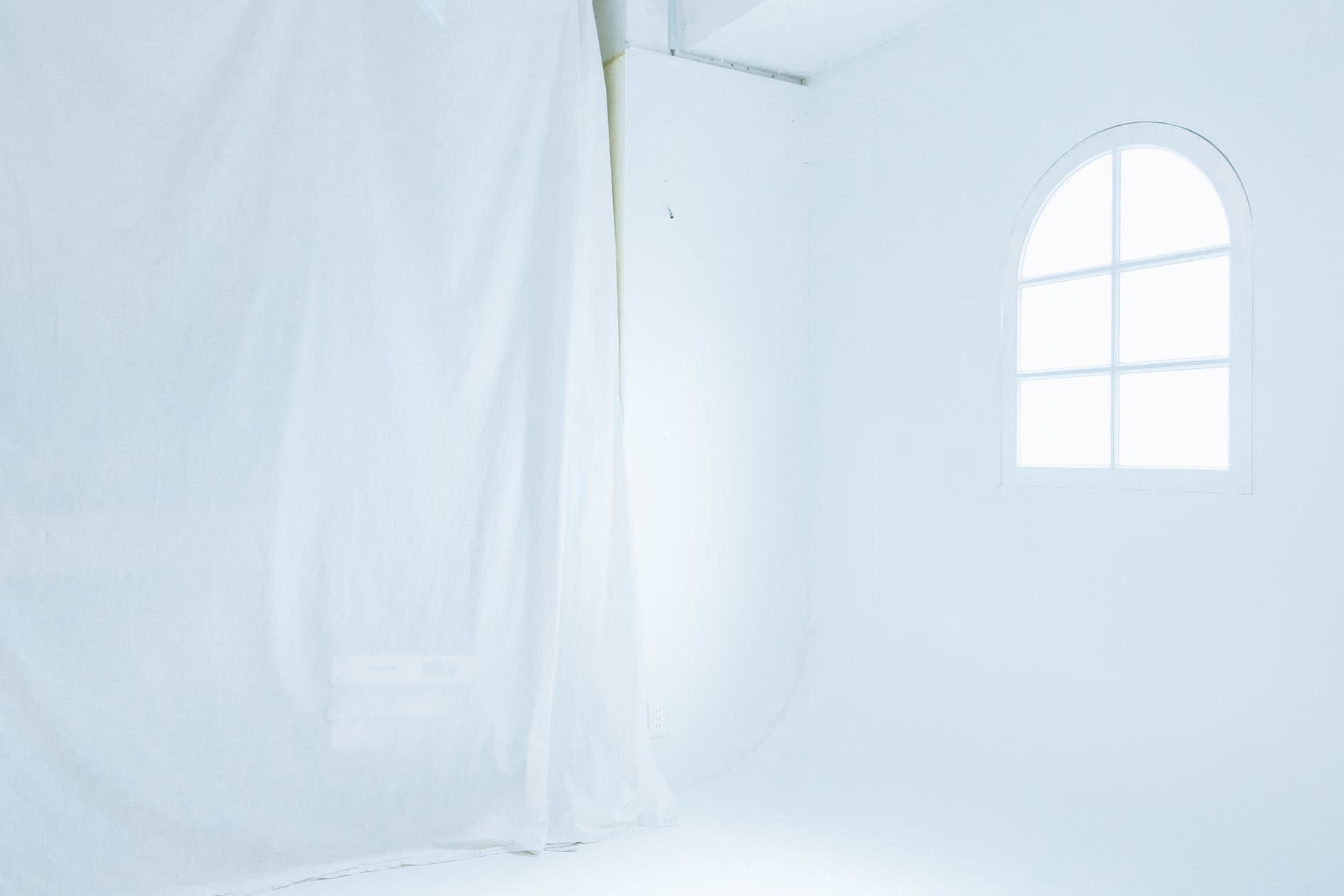 ＜阿部写真館＞フォトウェディングスタジオ貸切💐ペットOK🐶アンティーク/白ホリ/自然光✨ポートレート/コスプレ/動画撮影の写真4