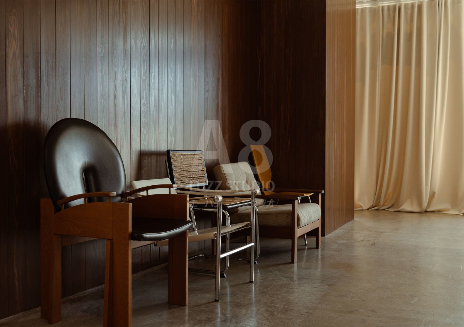 大阪市西区堀江・自然光・ウッド壁、木壁、モルタルグレー壁の撮影スタジオの写真8