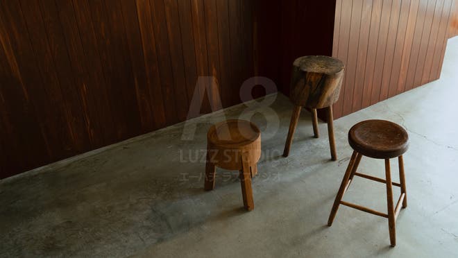 大阪市西区堀江・自然光・ウッド壁、木壁、モルタルグレー壁の撮影スタジオの写真17