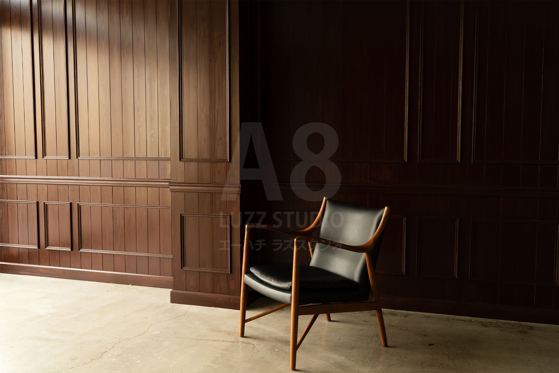 大阪市西区堀江・自然光・ウッド壁、木壁、モルタルグレー壁の撮影スタジオの写真9