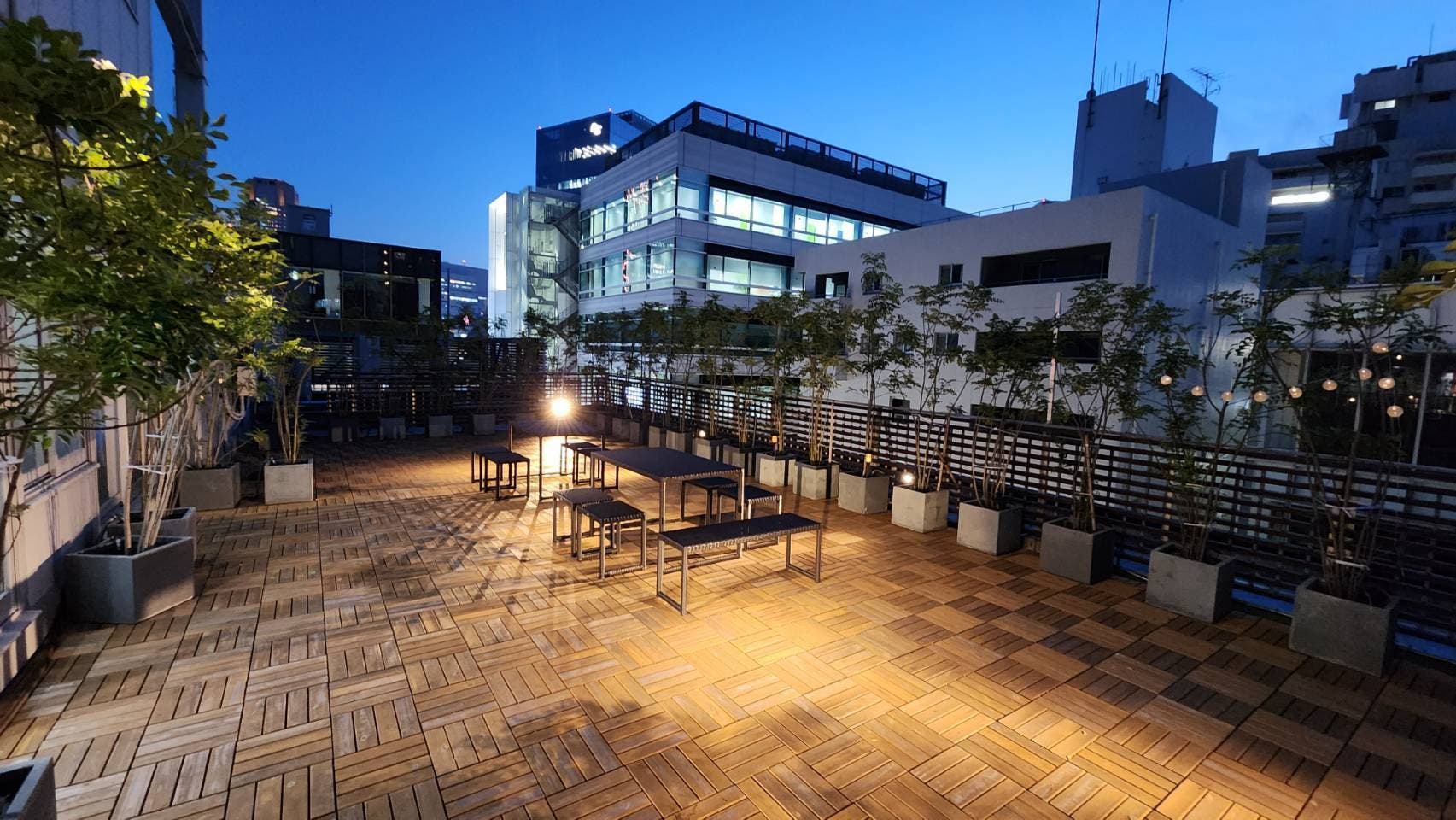 【渋谷8分】SLOTH TERRACE テラス 着席30名・立席50名貸切パーティー セミナー、会議、懇親会、ヨガワークショップの写真4