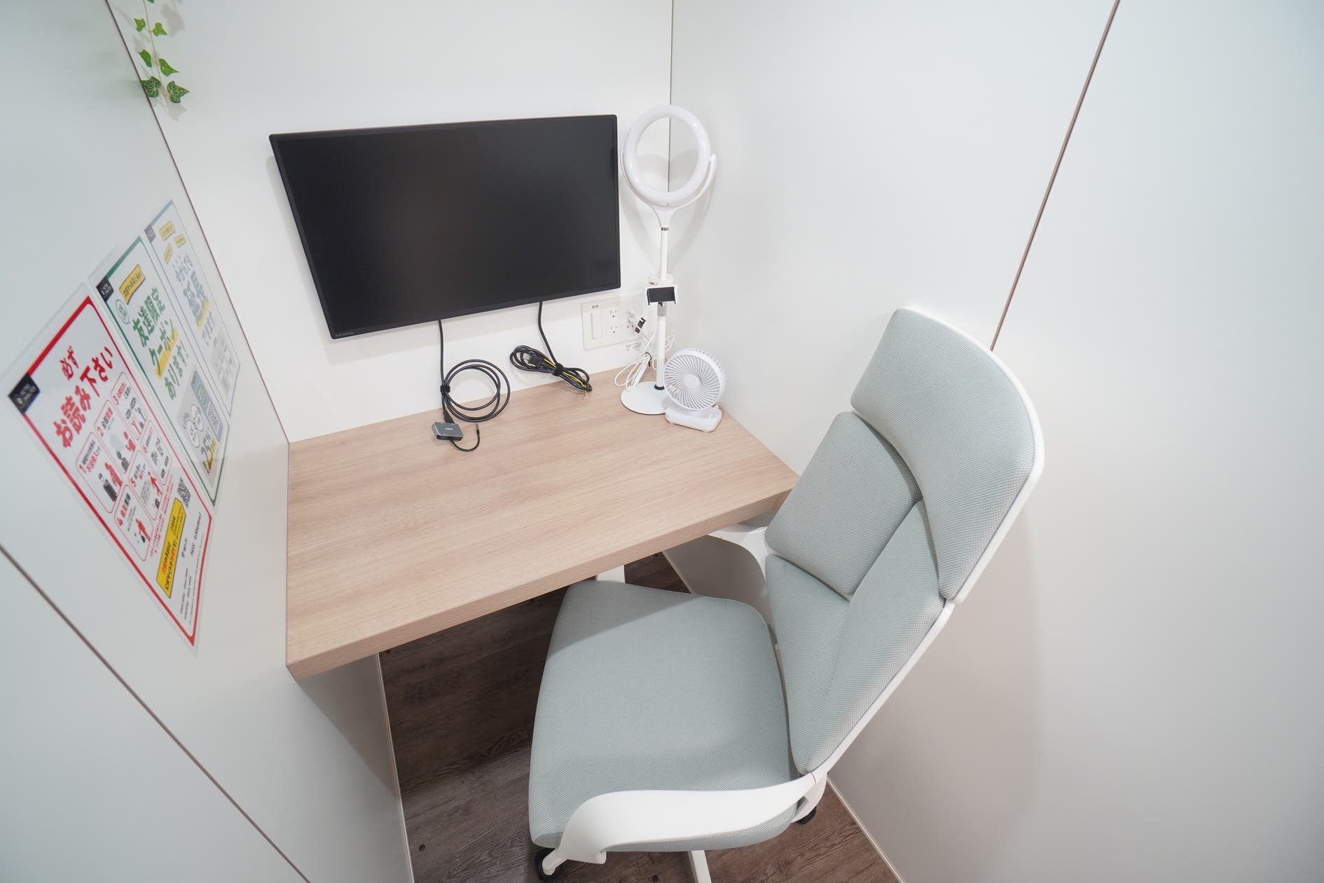 ＜ワークブース宝町No.3＞駅近人気エリア🚃完全個室💼Wi-Fi📶電源🔌テレワーク/ZOOM/自習/作業場所の写真6