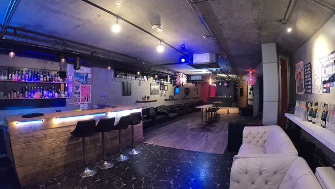 【心斎橋駅徒歩5分】100名まで利用可能なイベントスペース♪歓送迎会、忘年会、新年会、女子会や結婚式二次会に使える人気のスポットの写真2