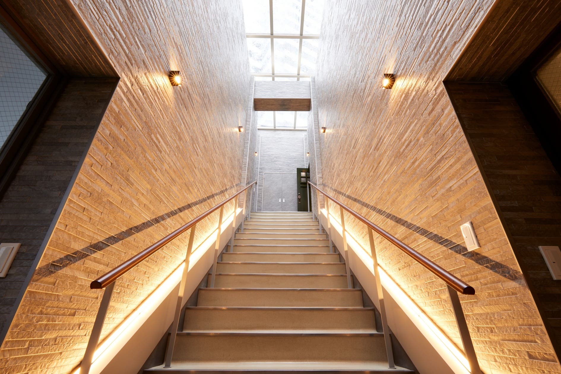 川口駅から徒歩5分！【セット面６面】レンタル美容室スペース／美容室 兼 撮影スタジオ 等に✨の写真5