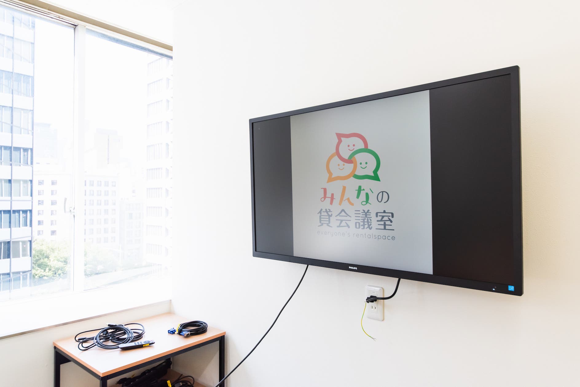 【名古屋の伏見駅徒歩1分】定員6名-モニター含む備品・高速Wi-Fi無料！701会議室の写真17