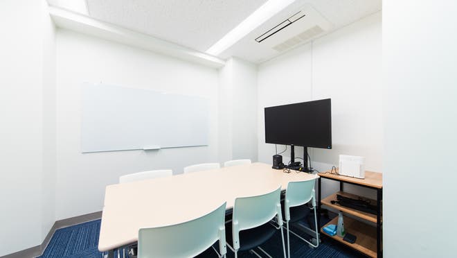 【名古屋の伏見駅徒歩1分】定員6名-モニター含む備品・高速Wi-Fi無料!701会議室の写真12