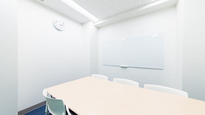 【名古屋の伏見駅徒歩1分】定員6名-モニター含む備品・高速Wi-Fi無料!701会議室の写真9