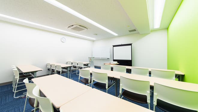 【名古屋の伏見駅徒歩1分】定員21名-モニター含む備品・高速Wi-Fi無料!704会議室の写真2