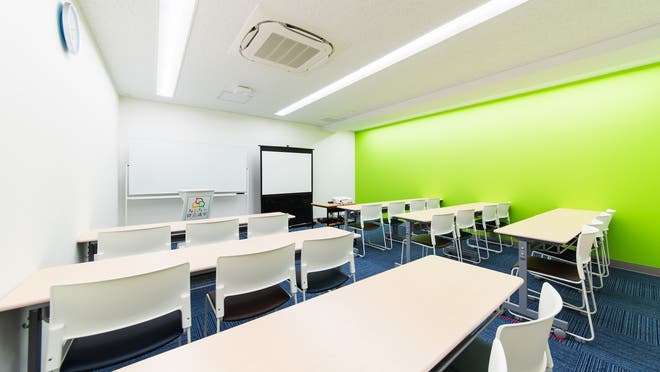 【名古屋の伏見駅徒歩1分】定員21名-モニター含む備品・高速Wi-Fi無料!704会議室の写真3