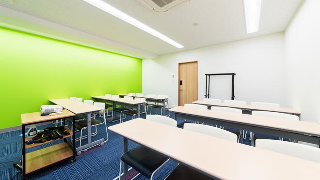 【名古屋の伏見駅徒歩1分】定員21名-モニター含む備品・高速Wi-Fi無料!704会議室の写真4