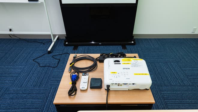 【名古屋の伏見駅徒歩1分】定員21名-モニター含む備品・高速Wi-Fi無料!704会議室の写真16