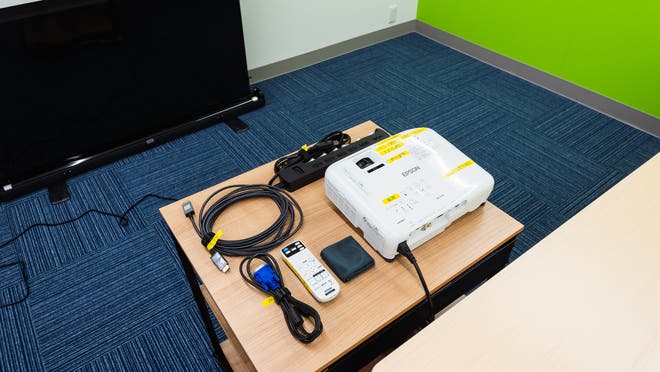 【名古屋の伏見駅徒歩1分】定員21名-モニター含む備品・高速Wi-Fi無料!704会議室の写真17