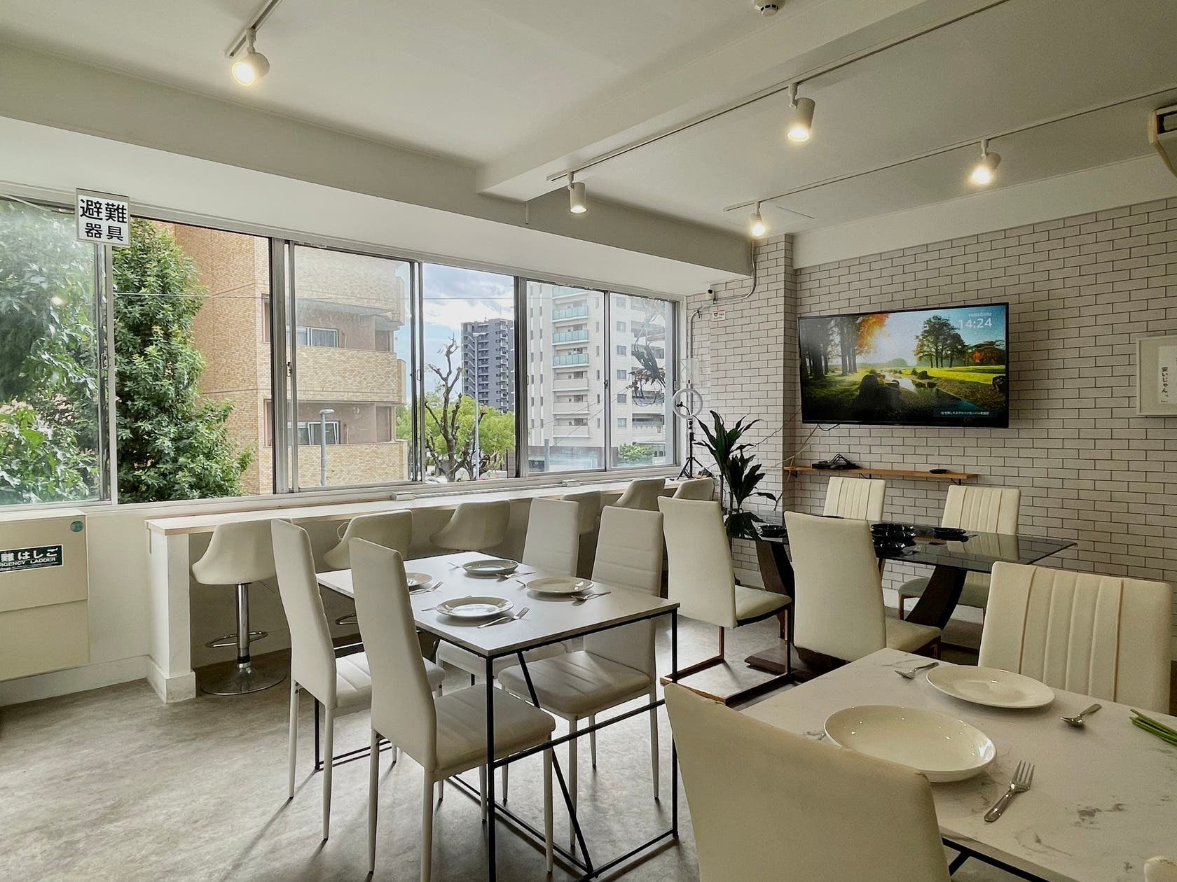 ＜メトロミニッツ金山＞30名✨金山駅徒歩5分🚶‍♀️光回線/55型TV/無料キッチン　パーティー・セミナー・イベント人気👑の写真14