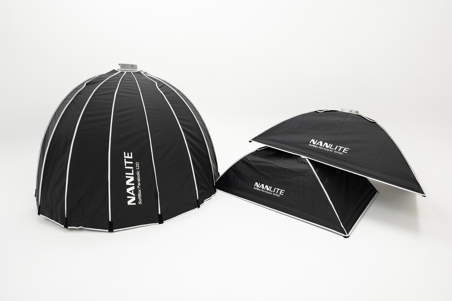 【渋谷駅3分】白ホリスタジオ｜撮影機材無料貸出｜プロカメラマン監修｜ポートレート｜ブツ撮りの写真13