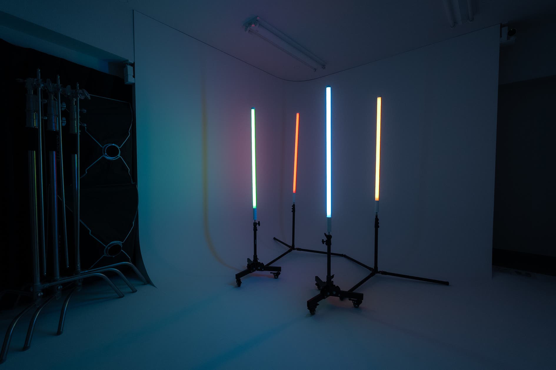 【渋谷駅3分】白ホリスタジオ｜撮影機材無料貸出｜プロカメラマン監修｜ポートレート｜ブツ撮りの写真10