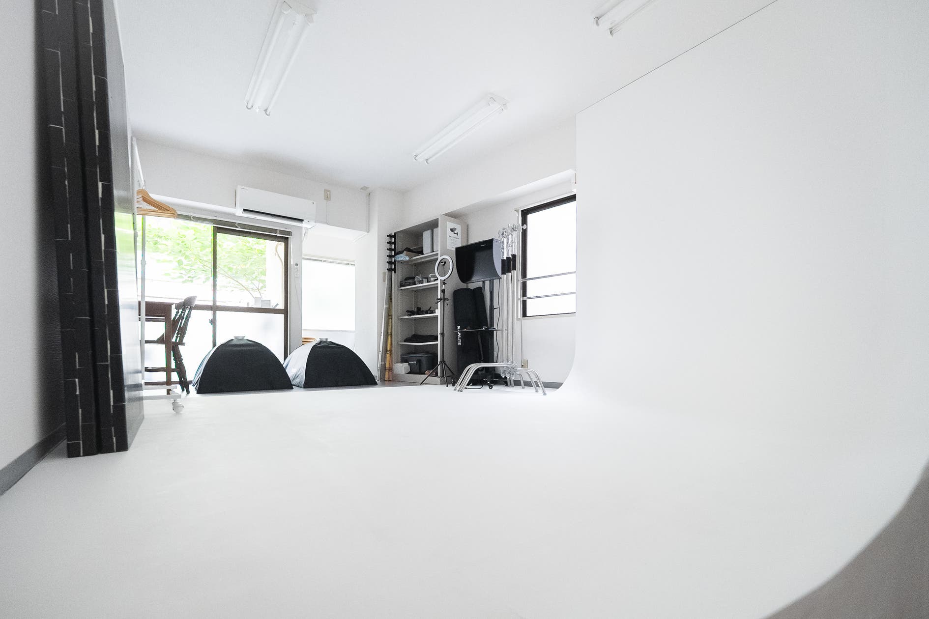 【渋谷駅3分】白ホリスタジオ｜撮影機材無料貸出｜プロカメラマン監修｜ポートレート｜ブツ撮りの写真26