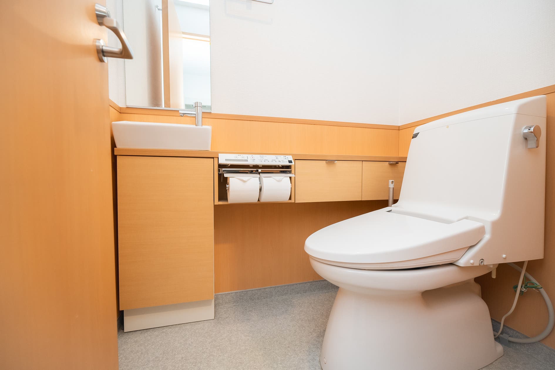 【渋谷駅3分】白ホリスタジオ｜撮影機材無料貸出｜プロカメラマン監修｜ポートレート｜ブツ撮りの写真23