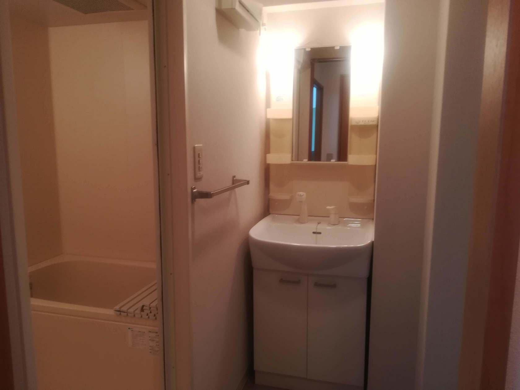 値下げしました。エステ・マッサージ・エクステ・ネイルなどのご利用に！の写真10