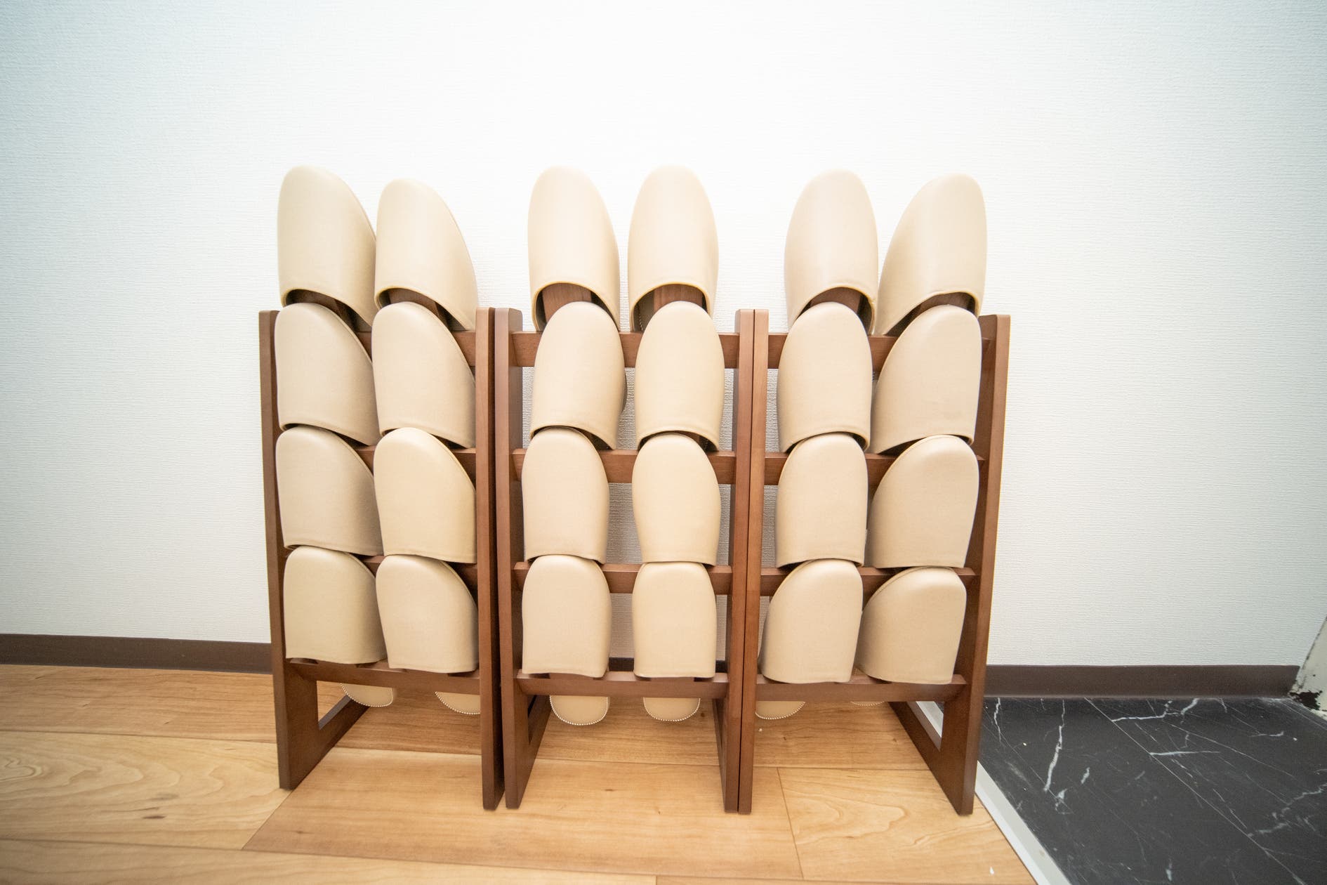 【高田馬場駅2分】12席、光回線高速WiFi、ホワイトボード完備☆1日1回スタッフ完全清掃の会議室の写真14