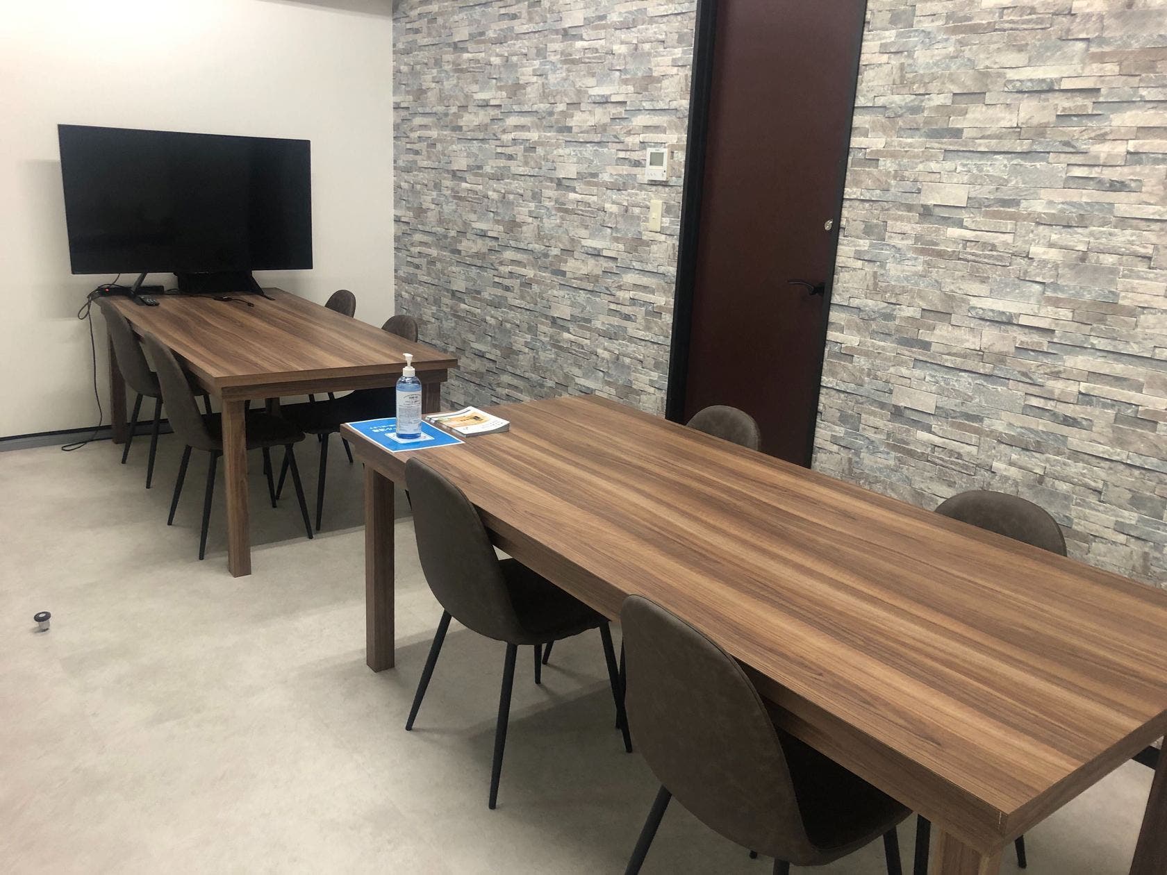 五反田駅/徒歩5分/おしゃれな会議室の写真1