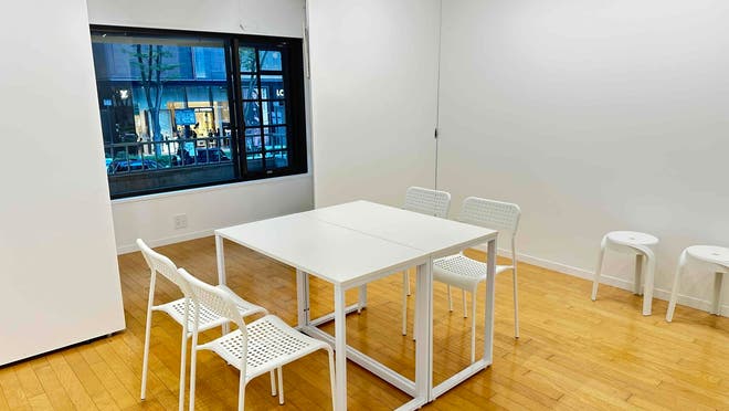 試着室・天吊ハンガーパイプ有:展示会/受注会/ポップアップに最適な表参道ヒルズ同潤館にあるイベントスペースの写真16