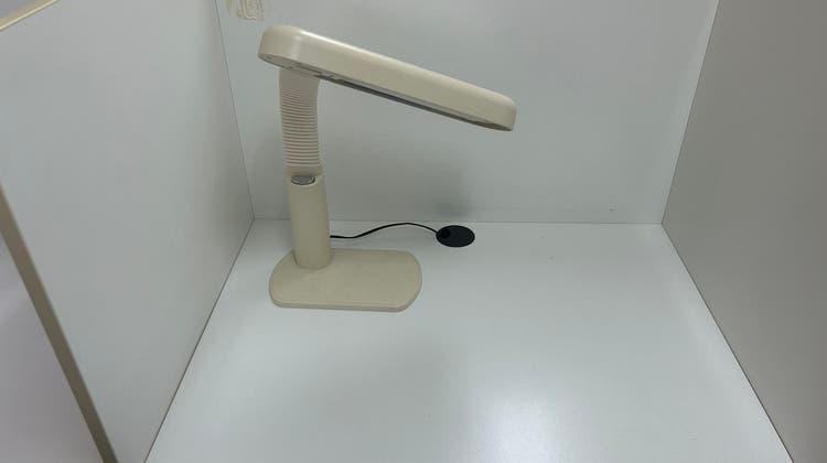 【本八幡駅 徒歩2分】24時間利用できるレンタル自習室 / Wifi利用可・集中して勉強や作業を進めたい場合などに!の写真1