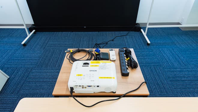 【名古屋の伏見駅徒歩1分】定員54名-モニター含む備品・高速Wi-Fi無料!706会議室の写真8