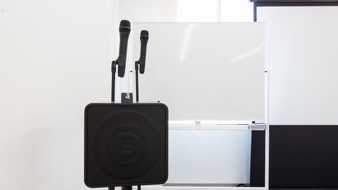 【名古屋の伏見駅徒歩1分】定員54名-モニター含む備品・高速Wi-Fi無料!706会議室の写真9