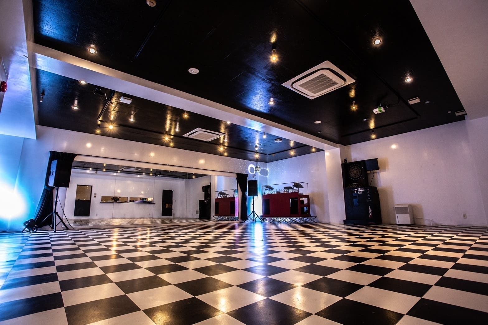 ダンス練習！ママ会！貸切パーティーに最適！！の写真1