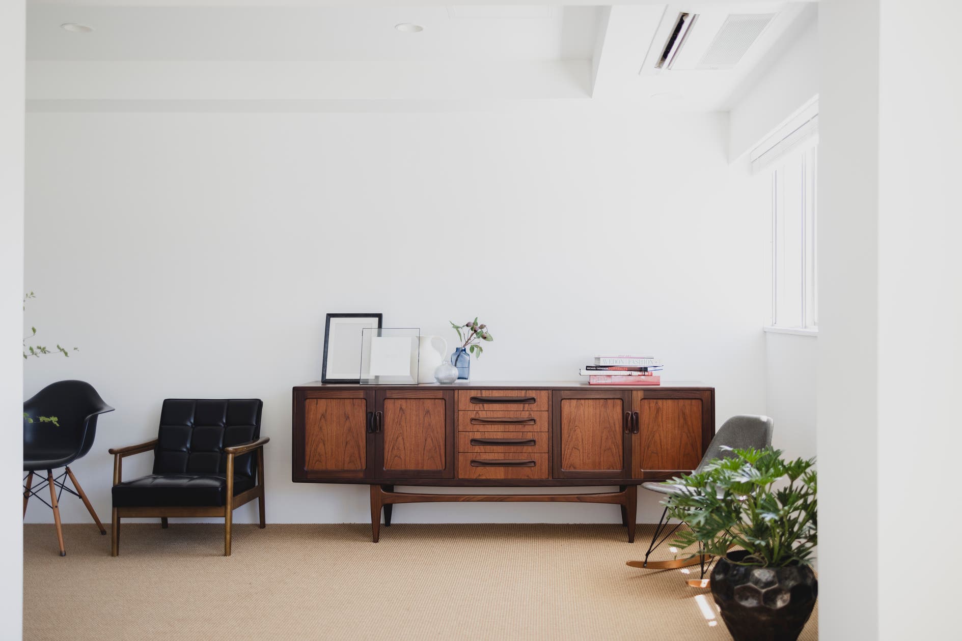 【表参道駅徒歩3分】アイランドキッチン完備 自然光溢れる撮影スタジオの写真4