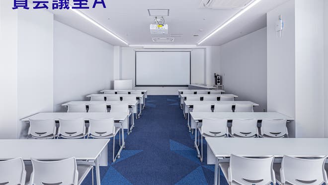 👔会議室🅰~50名まで着座可能。天神明治通り沿い、リッツカールトン福岡真向かいの写真1