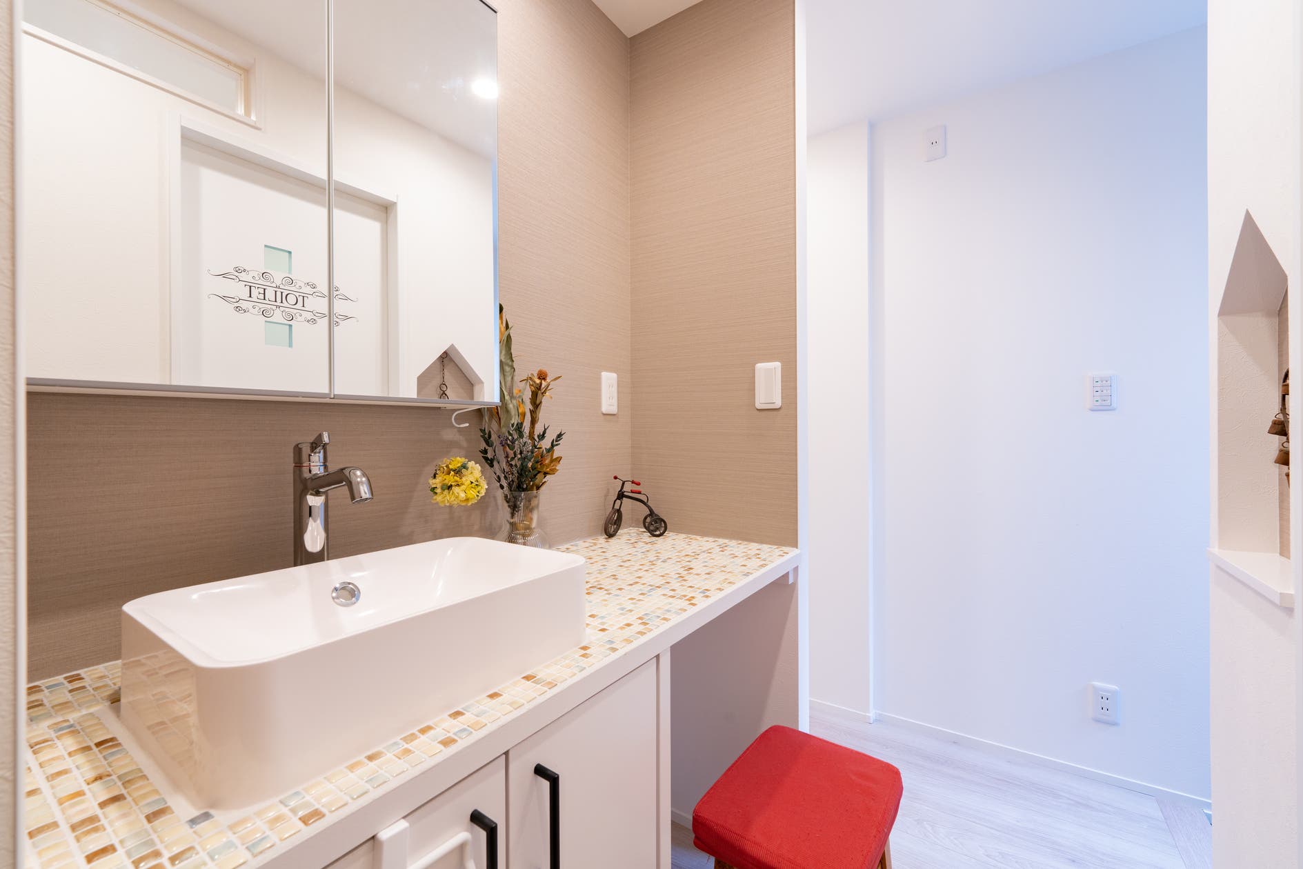 【🎀女性専用🎀お子様🚫・男性🚫】推し活応援！75型大画面TV・120㌅プロジェクター　コリアタウン1分　毎回清掃✨の写真15