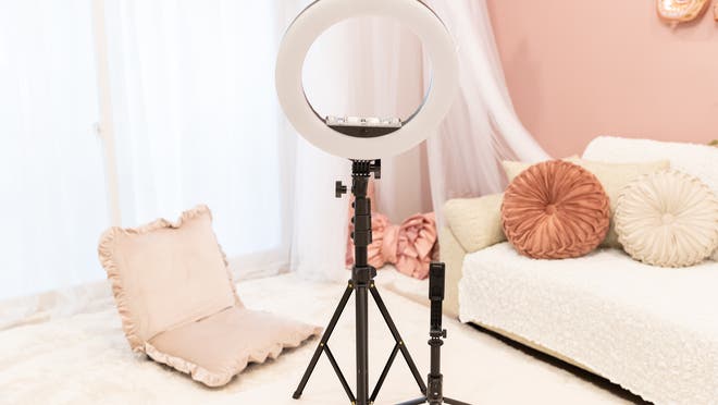 【🎀女性専用🎀お子様🚫・男性🚫】推し活応援!75型大画面TV・120㌅プロジェクター コリアタウン1分 毎回清掃✨の写真19