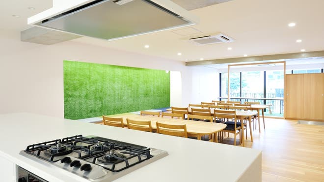 【Patia】麻布エリアに登場した本格的貸切キッチンスペース。パーティーやセミナー、ワークショップに最適です。の写真2