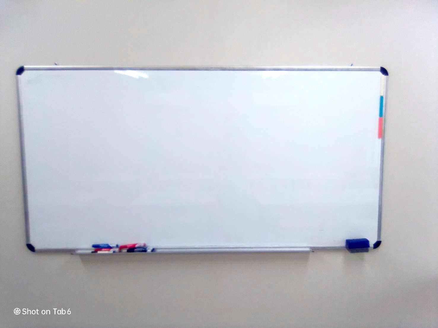 ＜room411＞仙台駅徒歩7分🚃光回線Wi-Fi📶ホワイトボード📝フリードリンク☕️会議/テレワーク/ワークショップ/ボドゲの写真6