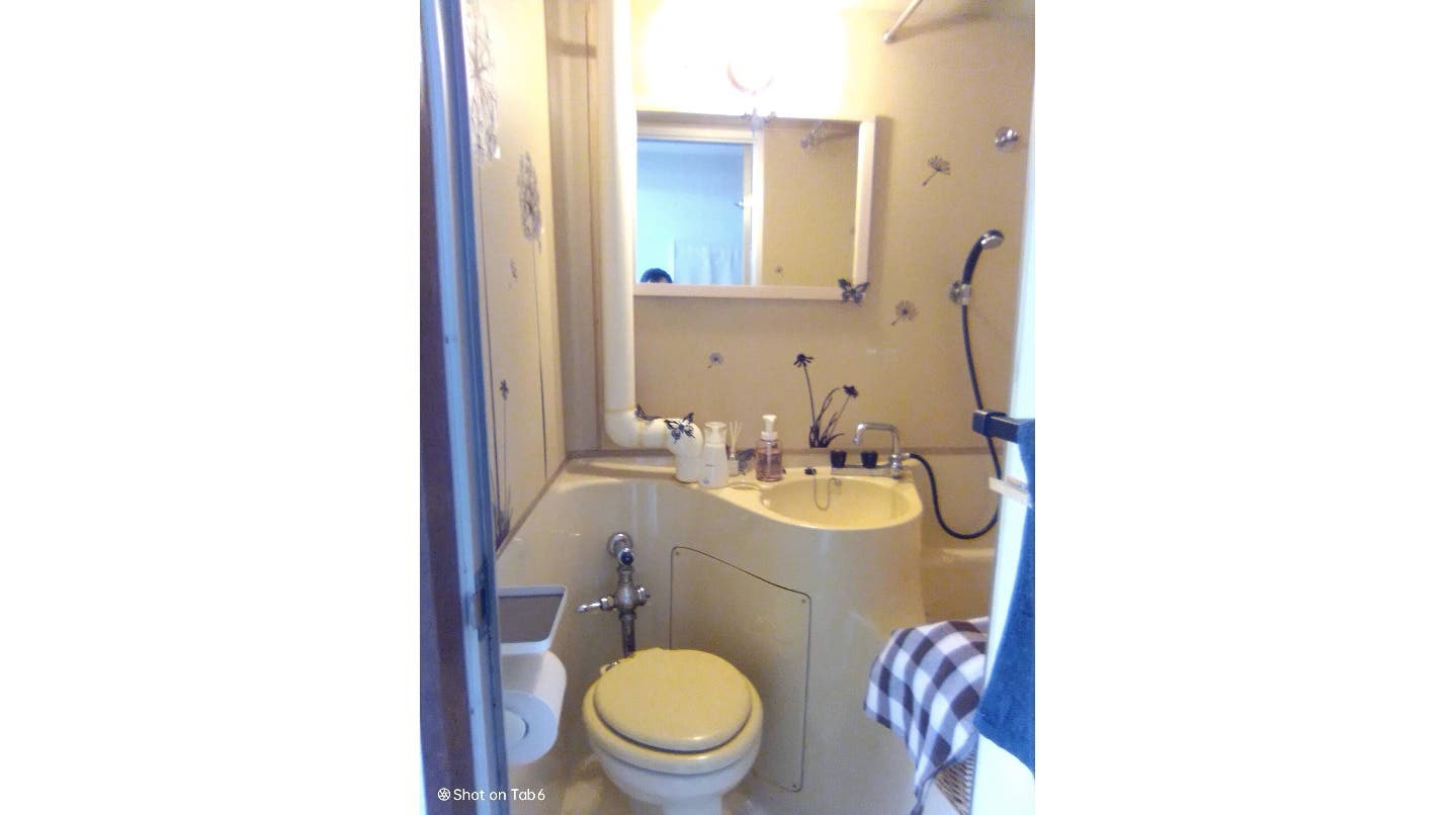 ＜room411＞仙台駅徒歩7分🚃光回線Wi-Fi📶ホワイトボード📝フリードリンク☕️会議/テレワーク/ワークショップ/ボドゲの写真3