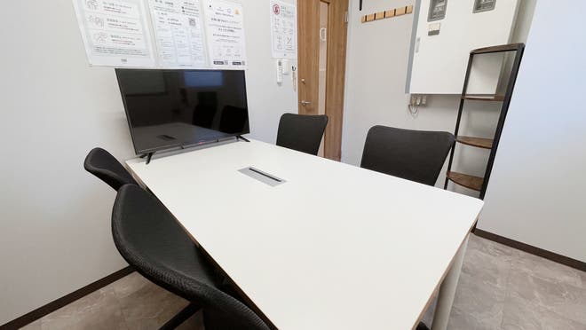 【原宿駅竹下口徒歩1分!】4名会議室(RoomD)の写真3