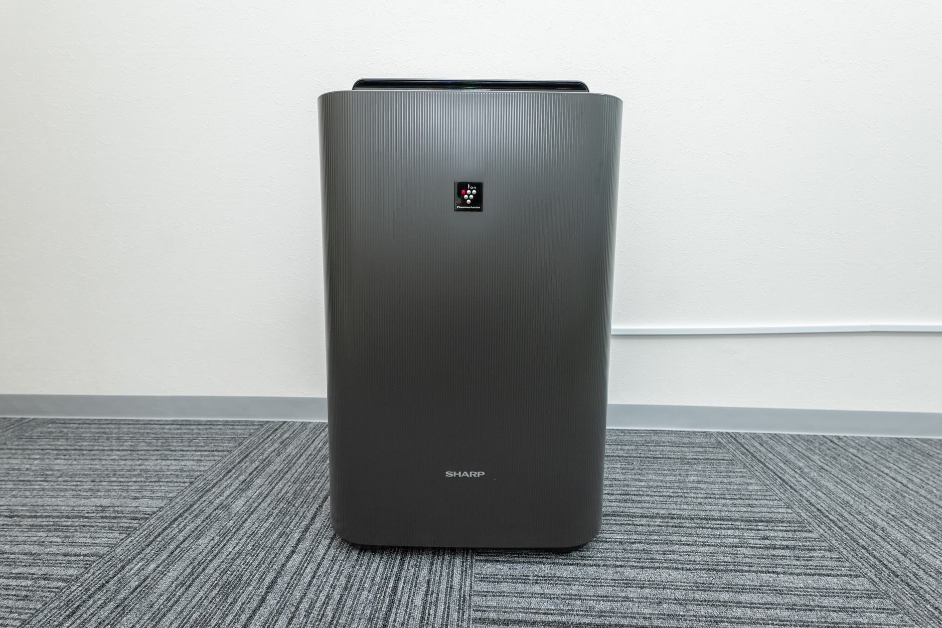 【新宿駅5分】16席、光回線高速WiFi、モニター・ホワイトボード完備☆1日1回スタッフ完全清掃の会議室の写真15