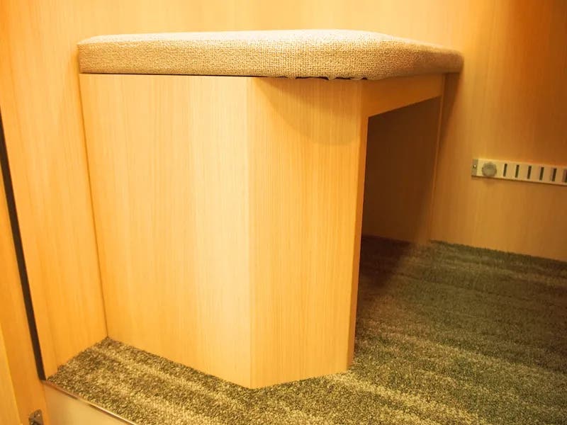 【CHATBOX青山安田ビル】101(一人用ワークブース)　Web会議・通話に最適/無料Wifi/電源ありの写真4