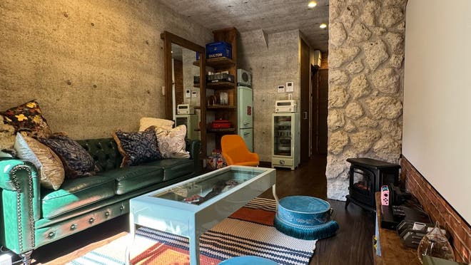 最速Switch2マリオカートワールド導入⭐️ 超築浅物件のおしゃれ空間で24時間利用可能!関西唯一カラオケが出来るスペース🌟の写真1