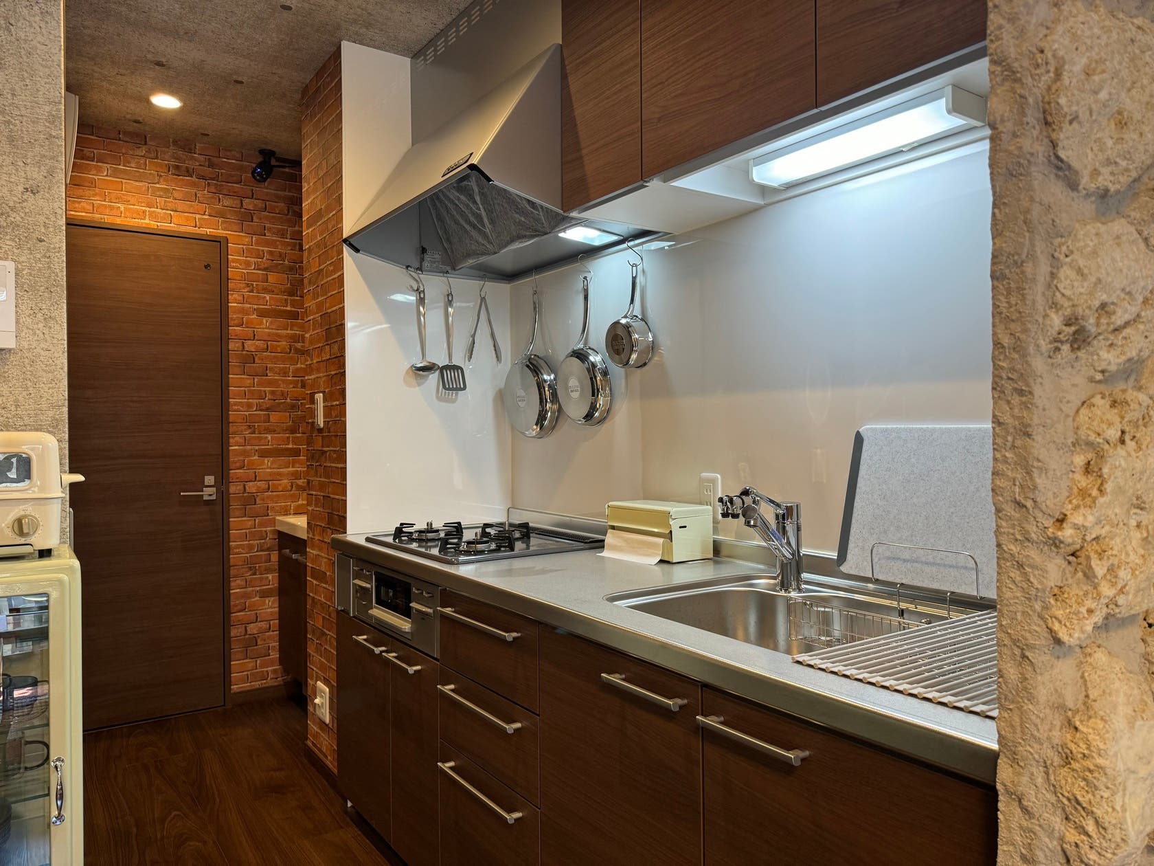 最速Switch２マリオカートワールド導入⭐️ 超築浅物件のおしゃれ空間で24時間利用可能！関西唯一カラオケが出来るスペース🌟の写真2