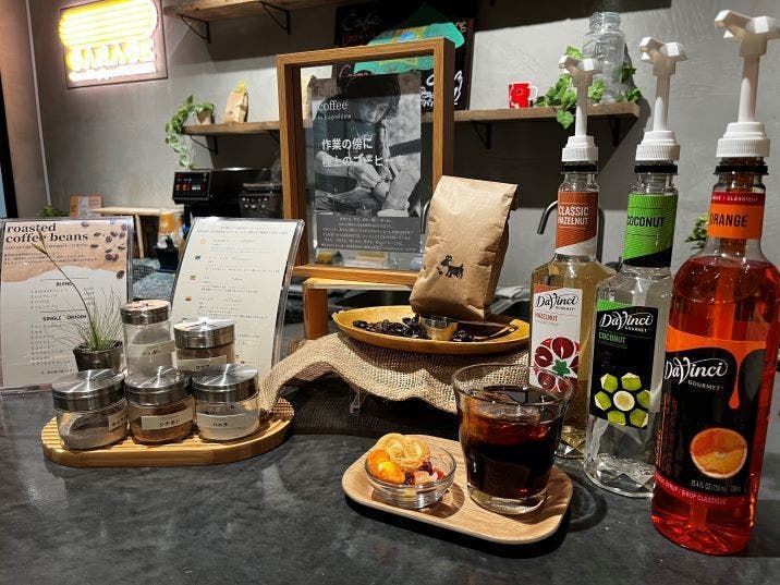 ドリンク＆フードバーの画像1