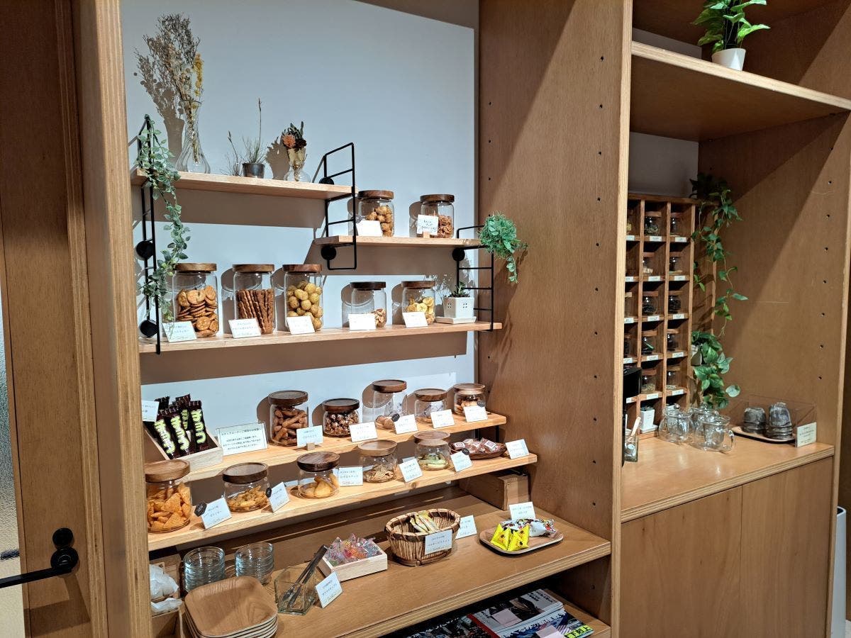 ドリンク＆フードバーの画像2