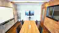 <The KARIROOM A>5名収容会議室💺光回線Wi-Fi📶会議/打ち合わせ/商談/リモートワークの写真2