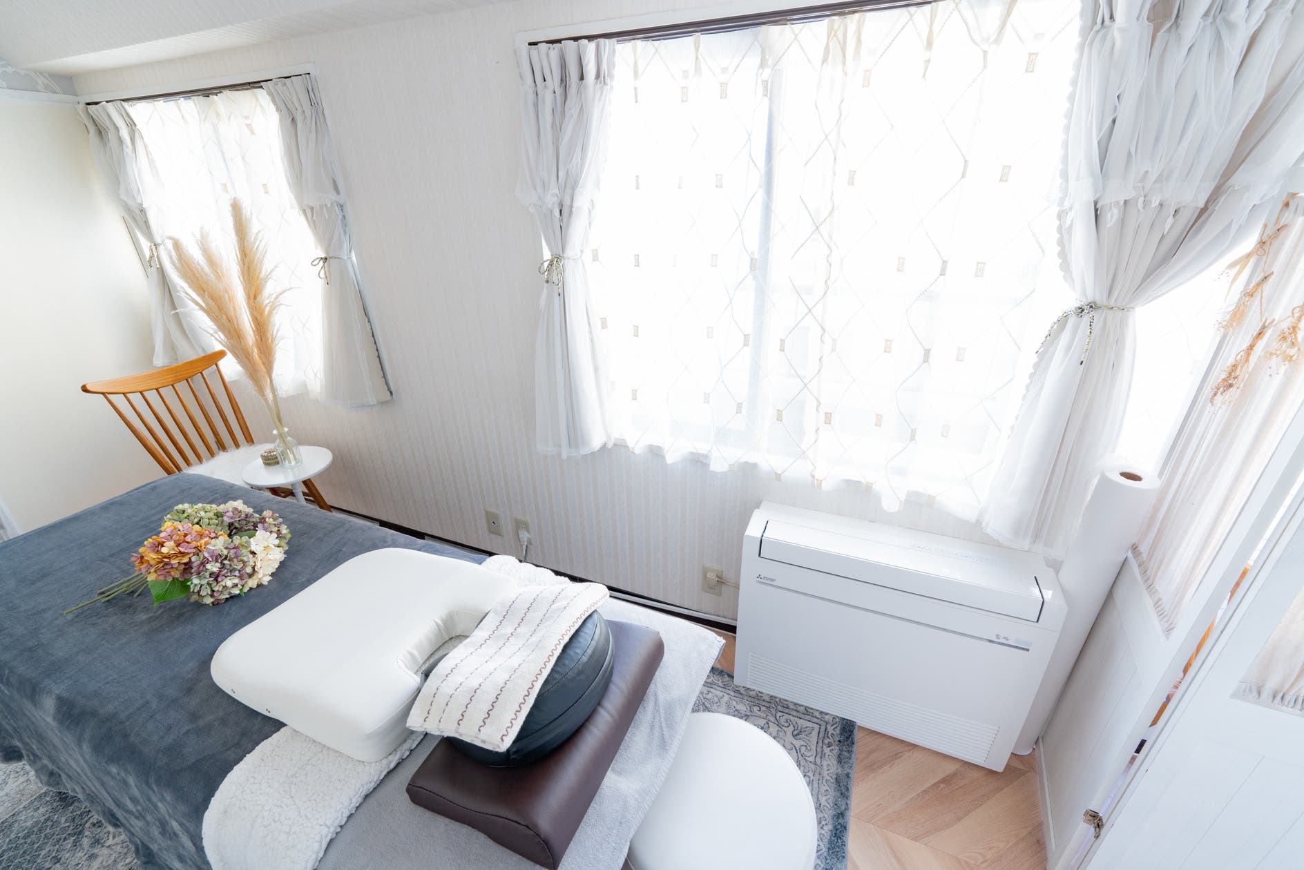 【JR五反田駅徒歩2分】🌹レンタルサロン＆COCO|整体マッサージ｜完全個室｜WiFi有｜癒し空間｜自然光撮影✤24h除菌の写真6