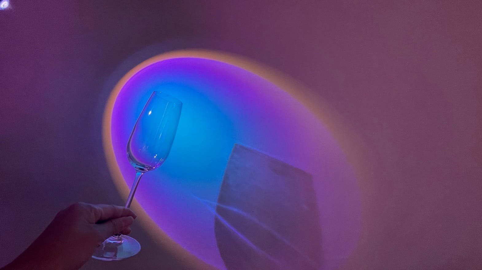 🎊超好立地🎊｜渋谷駅｜新南口1分❗｜明治通り沿い｜パーティ｜推し活💘｜自然光たっぷり撮影｜全席ソファ｜会議にも🙆の写真10