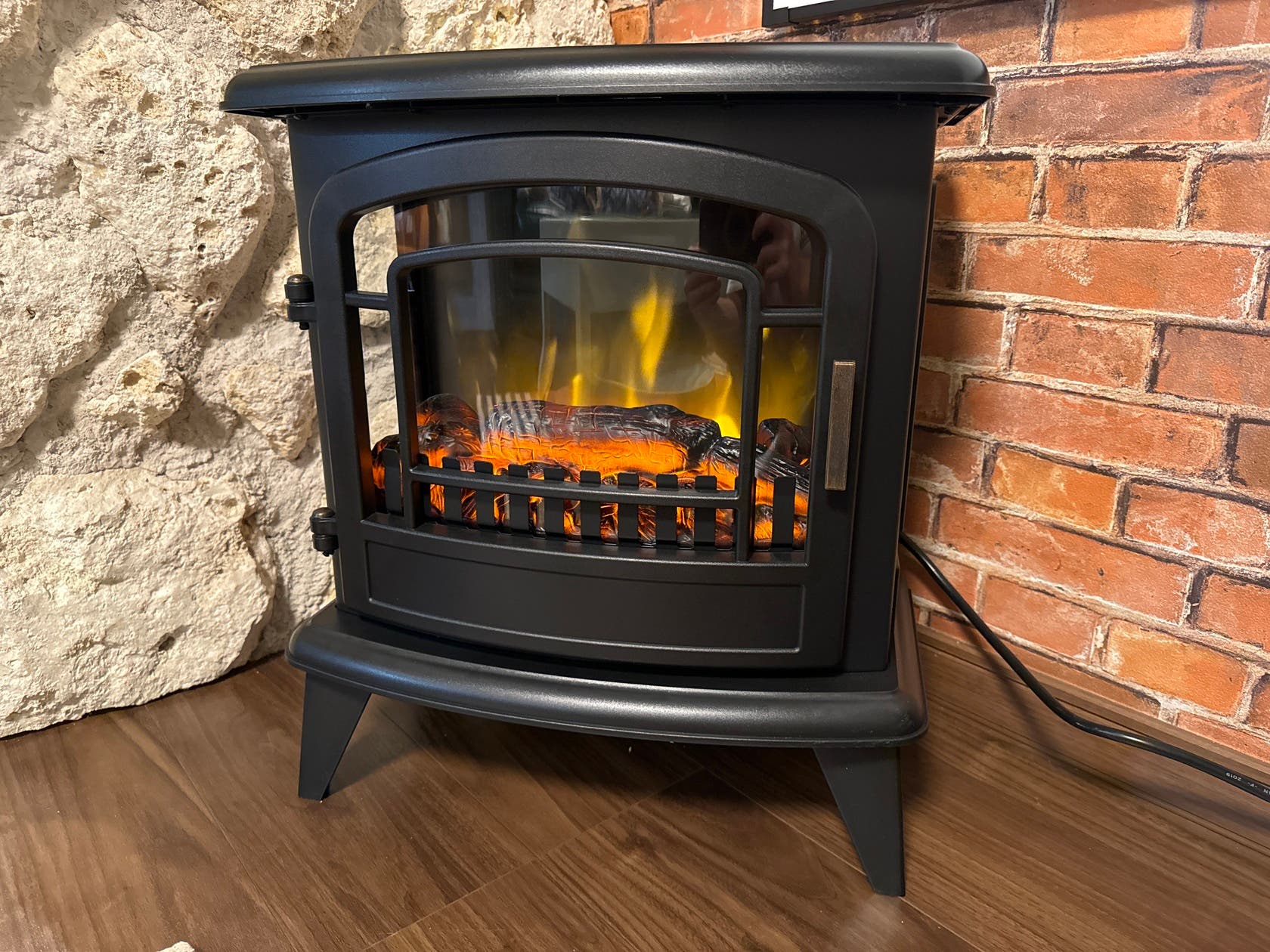 暖炉型ヒーターの画像1