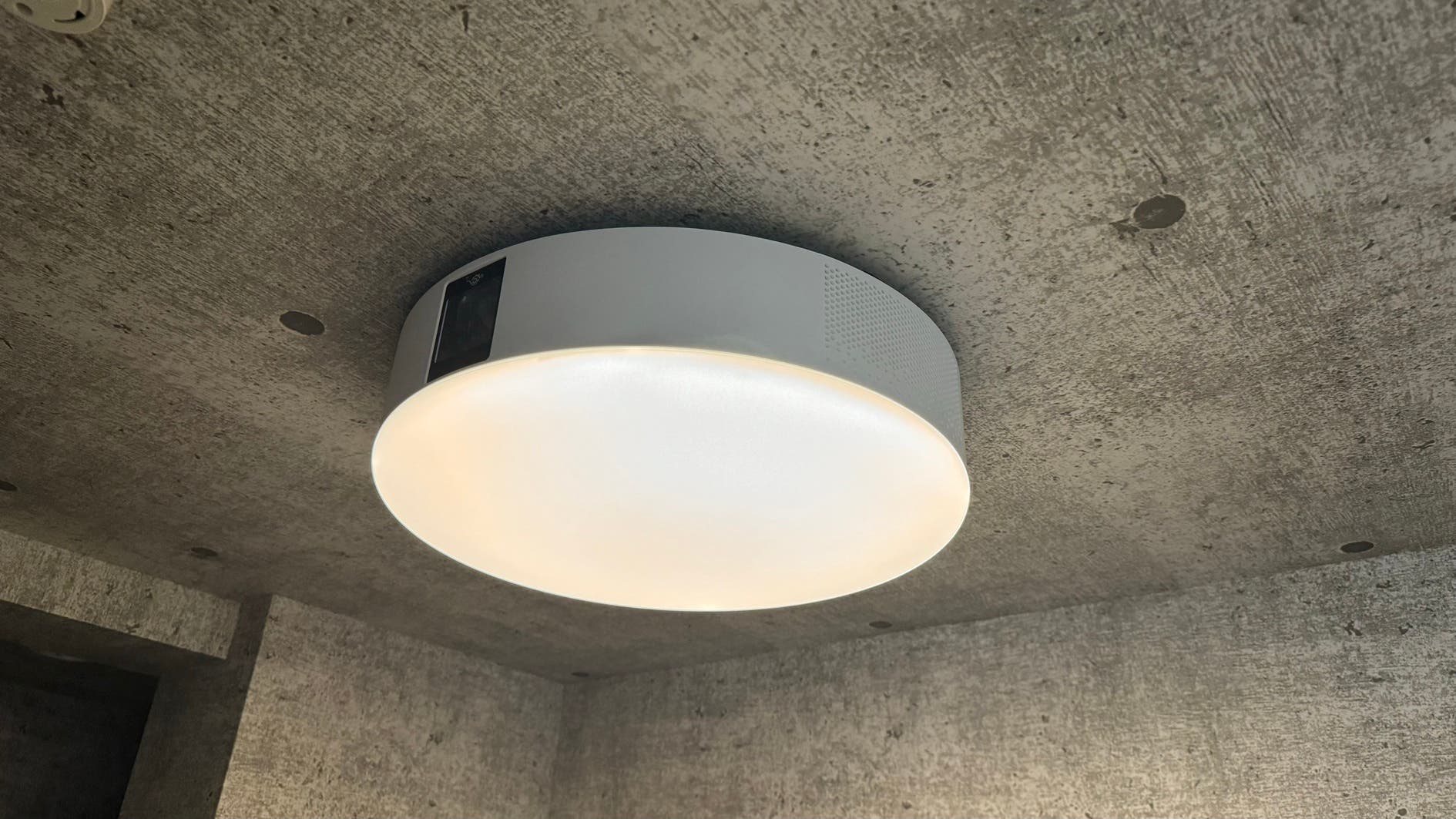 プロジェクターの画像1