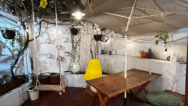 木の温もりとドライフラワーに囲まれる空間☆ゆったりと楽しい時間をお過ごし下さい!の写真6