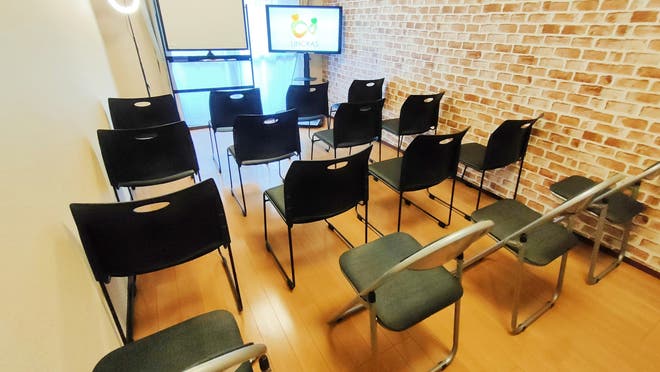 〈トーカン博多2〉【博多駅5分/最大16名】設備無料/高速光Wi-Fi/モニター/ホワイトボード/リングライトの写真5